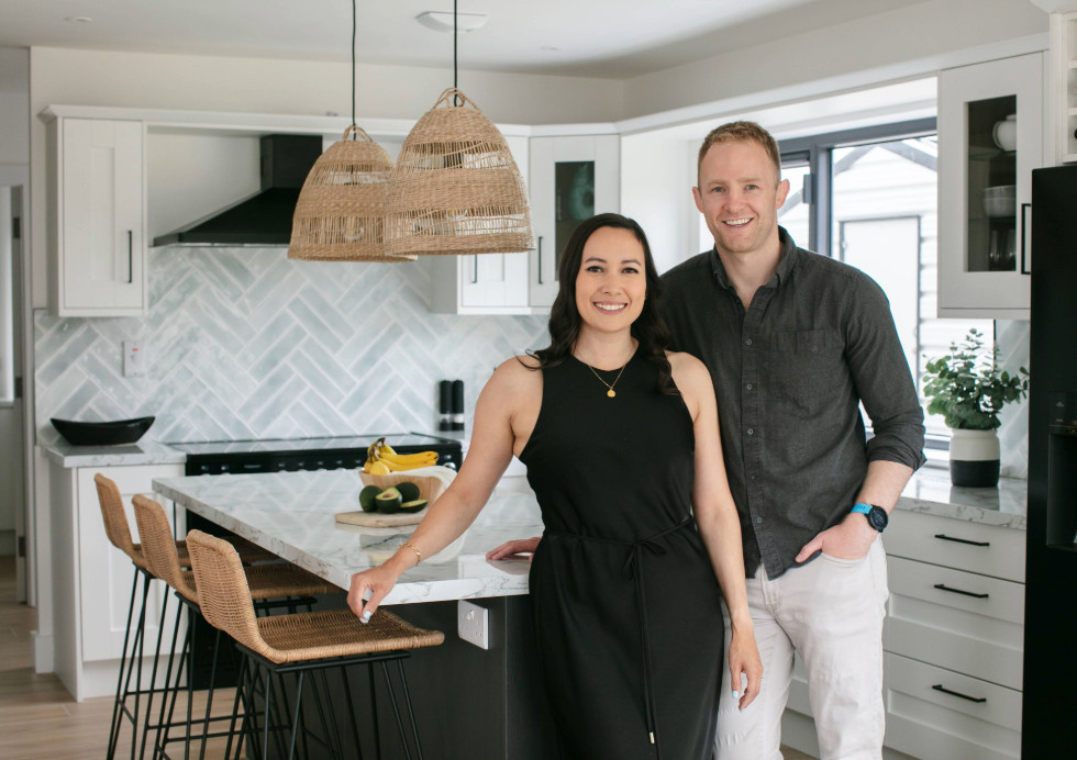 Customer Story: Naomi and Brian's Augusta two-tone kitchen | Cash & Carry Kitchens